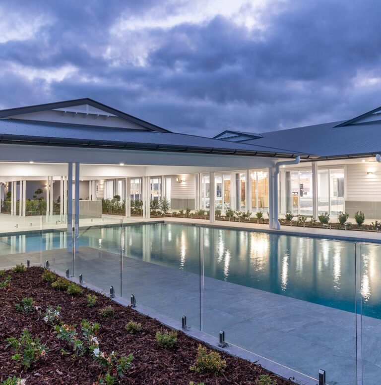 Free Info Pack - Palm Lake Resort Beachmere Bay